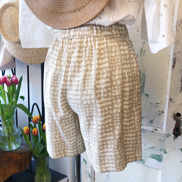 Minimum // Locoa Shorts Safari – Coal Miner's Daughter